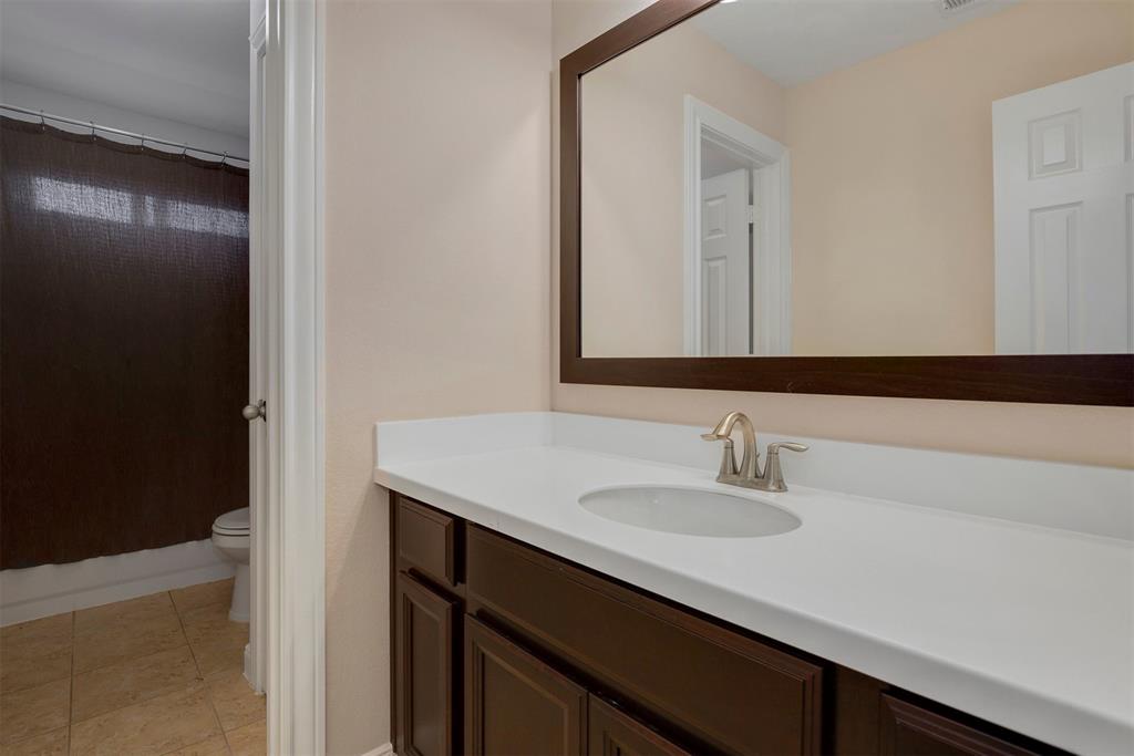 6021 Riverchase Glen Drive, Houston, TX 77345 - HAR.com