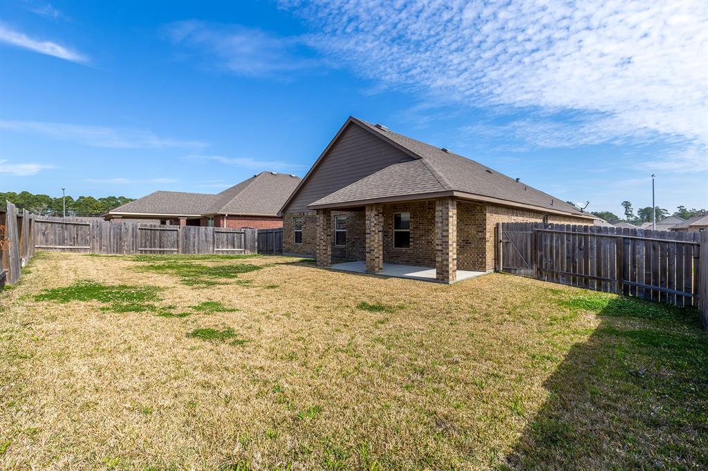 18031 Van Berkel Ln, Houston, TX 77044 - HAR.com