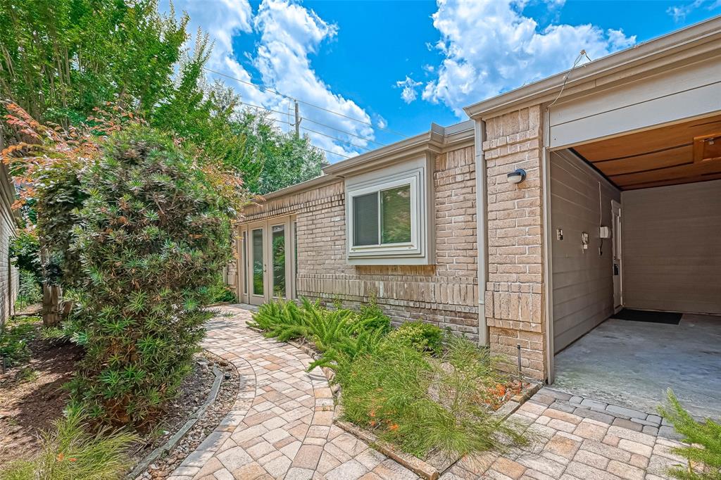 2467 Blackridge Road, Houston, TX 77067 - HAR.com