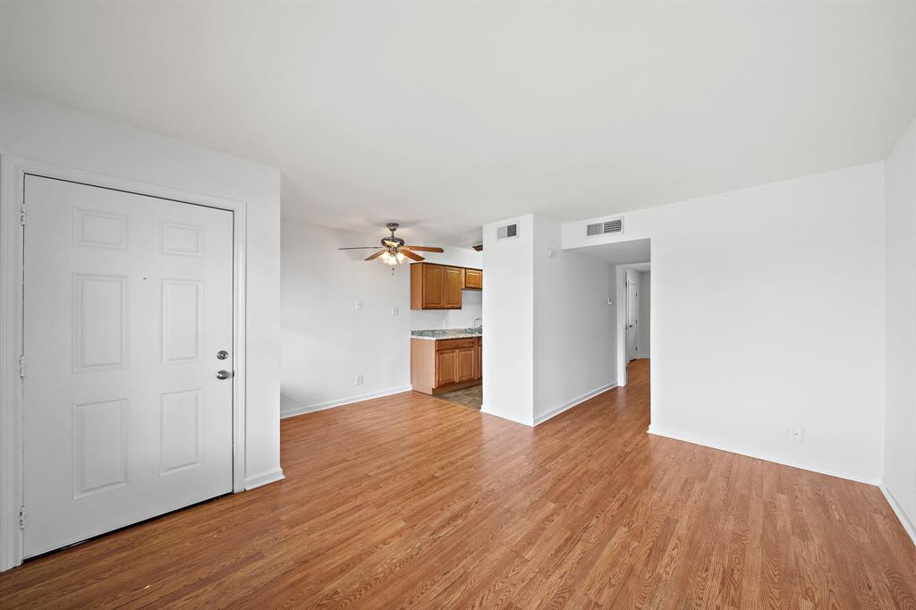 2828 61st Street #108, Galveston TX 77551 - HAR.com