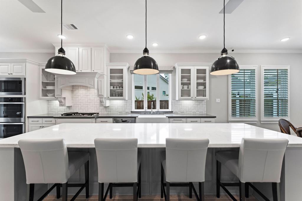 103 N Thatcher Bend Circle, Spring, TX 77389 - HAR.com