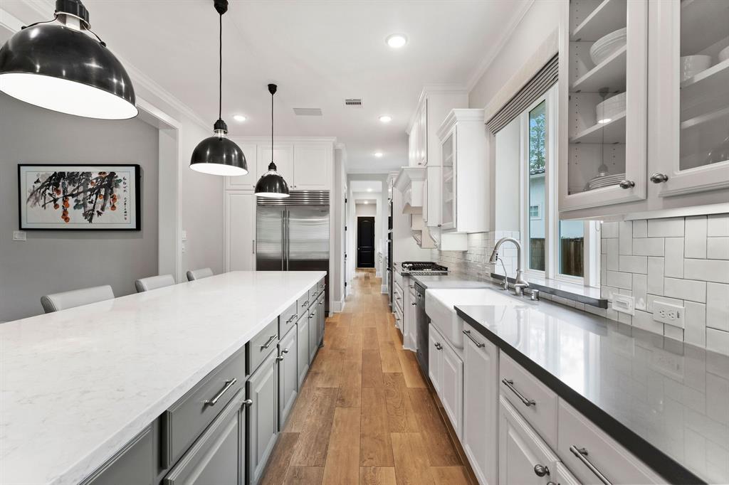 103 N Thatcher Bend Circle, Spring, TX 77389 - HAR.com