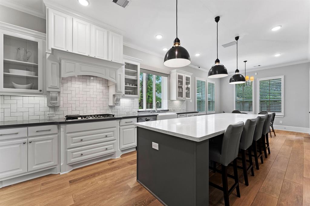 103 N Thatcher Bend Circle, Spring, TX 77389 - HAR.com