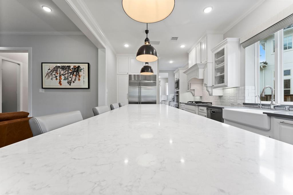 103 N Thatcher Bend Circle, Spring, TX 77389 - HAR.com