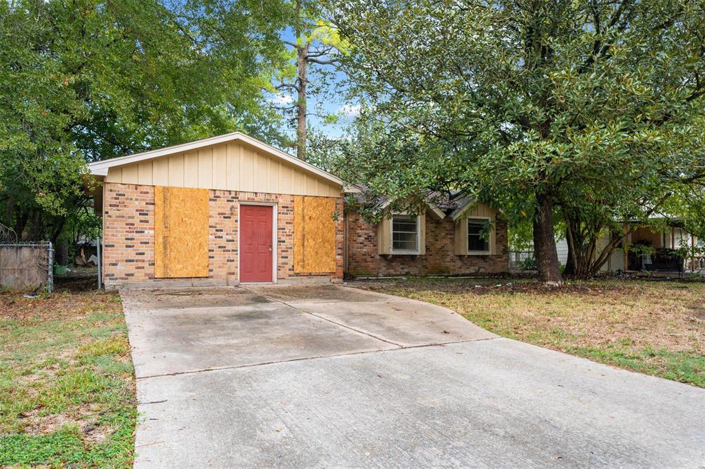 11214 Ribstone Drive, Houston, TX 77016 - HAR.com