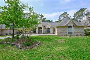 17 Fairfield Drive, Montgomery TX 77356
