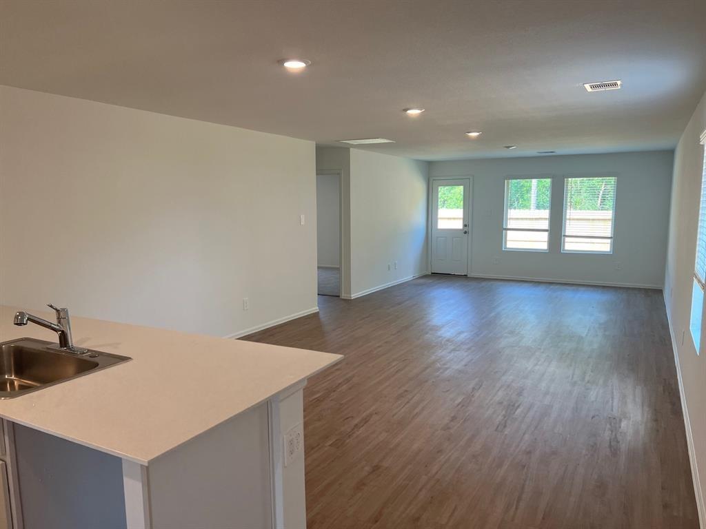 253 Bennett Loop, Angleton, TX 77515 - HAR.com