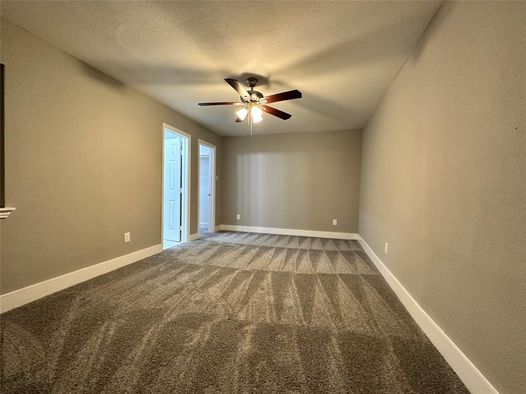 10210 Ashville Dr, Houston, TX 77051 - HAR.com