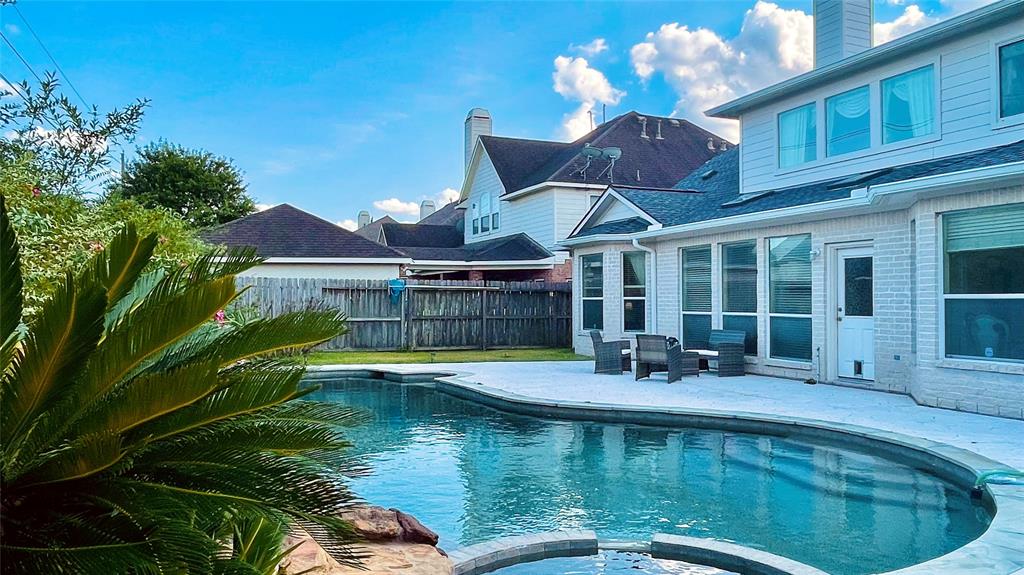 Homes with Pool