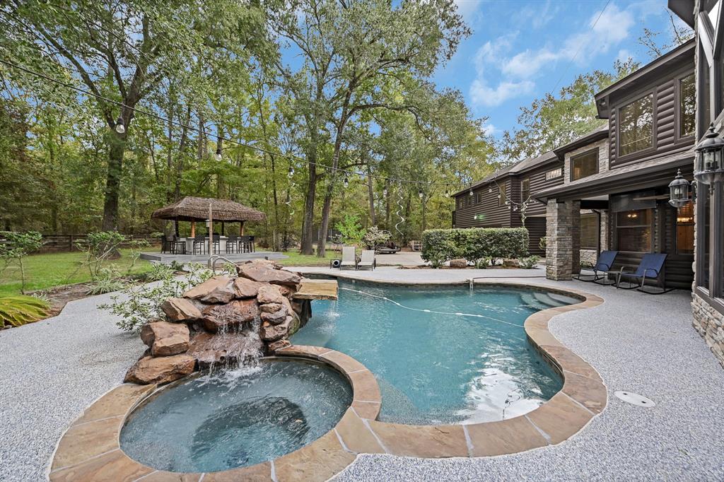 9934 Crestwater Cir, Magnolia, TX 77354 - HAR.com