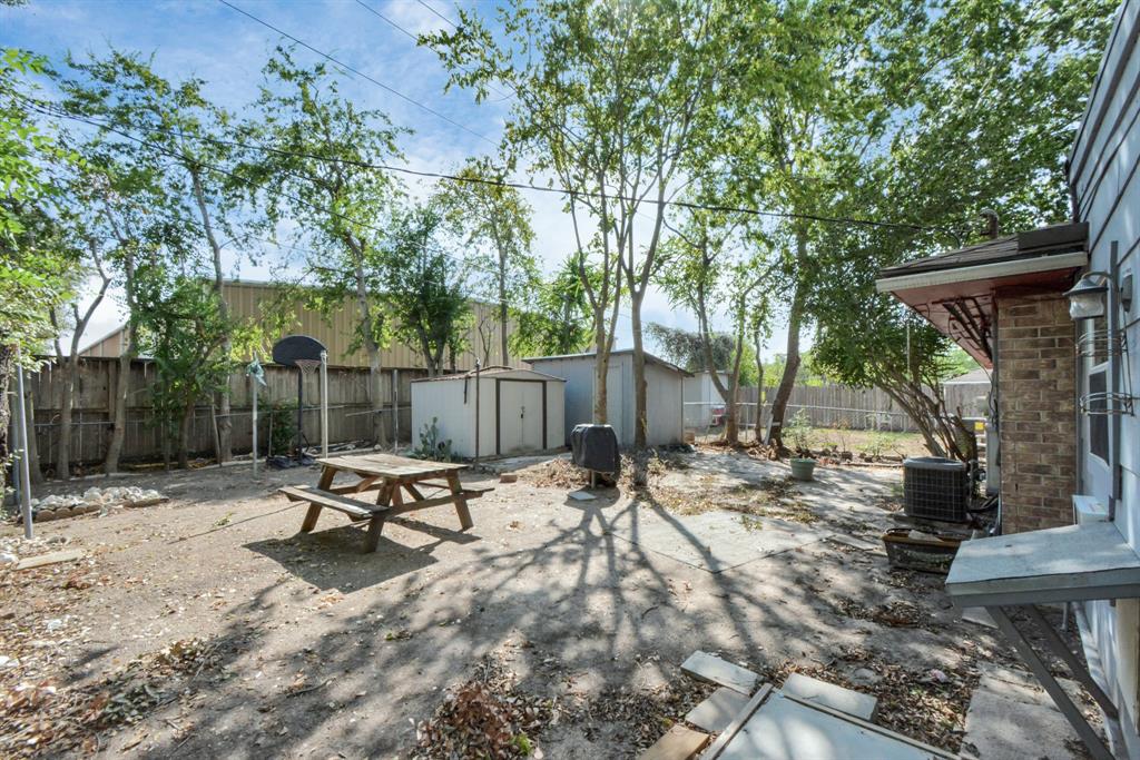 11227 & 11229 Tower Oaks Blvd, Houston, TX 77065 - HAR.com