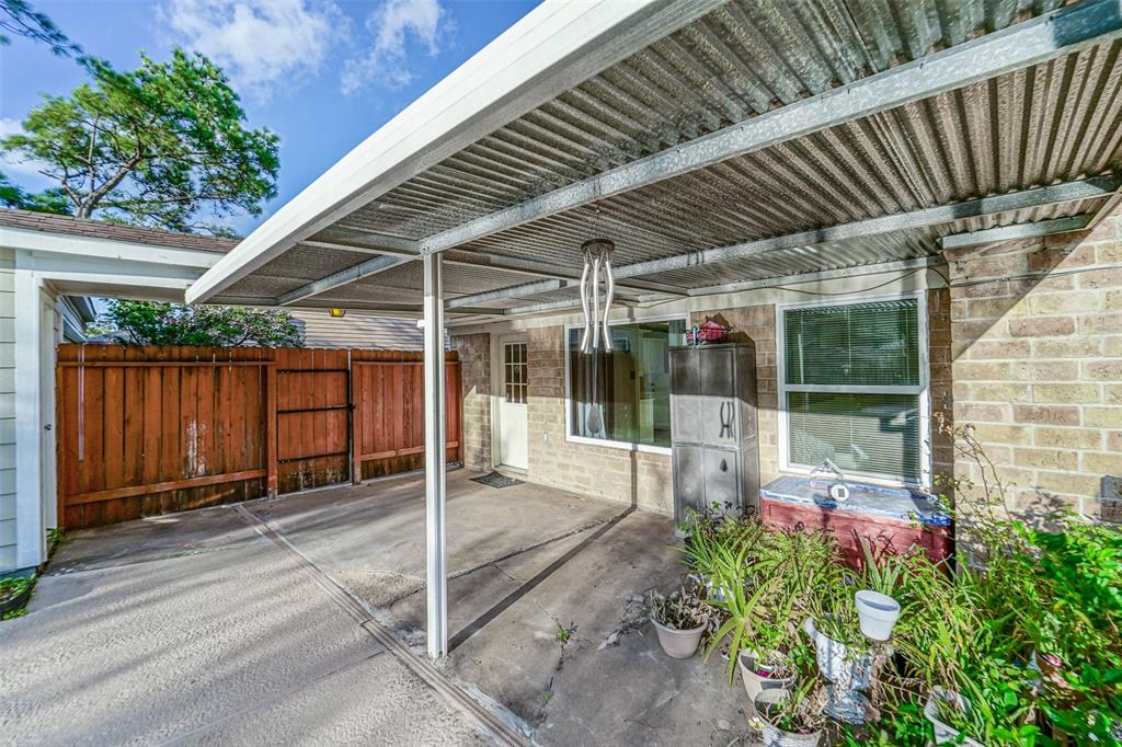 11326 Blackhawk Blvd, Houston, TX 77089 - HAR.com