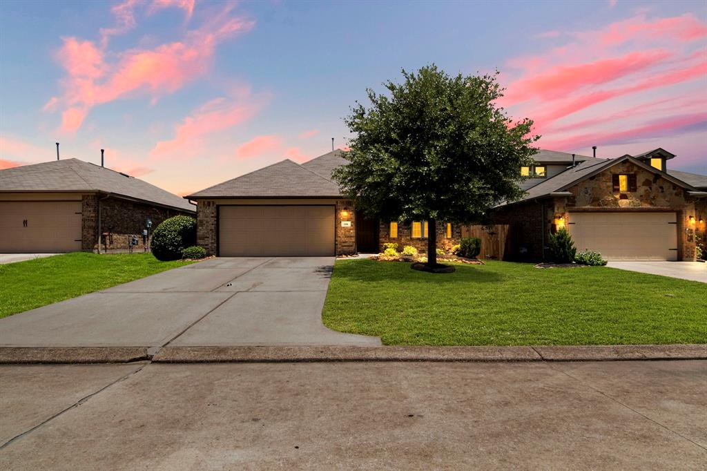 106 Piney Pathway Magnolia, Texas, United States – Home For Sale