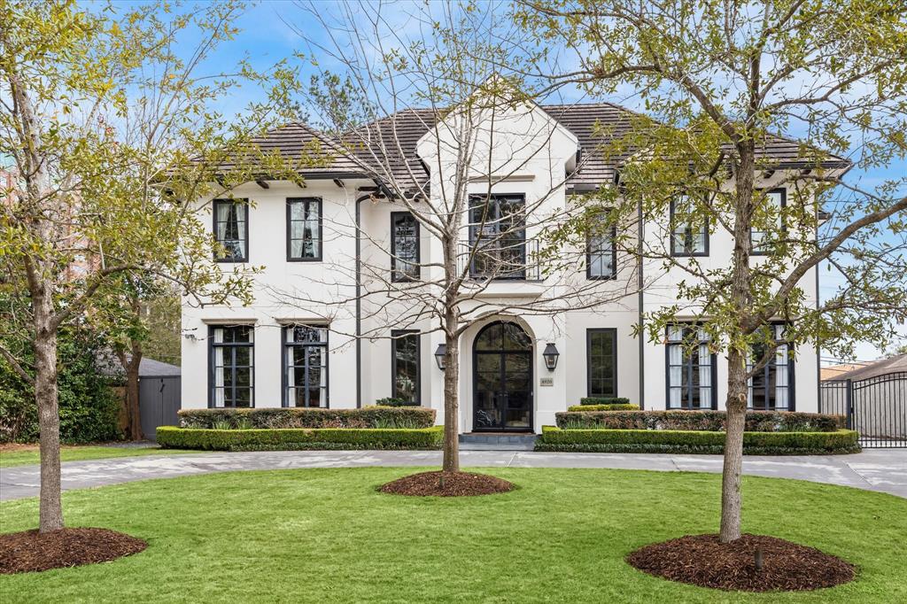 8820 Chatsworth Drive Houston, Texas, United States – Home For Sale