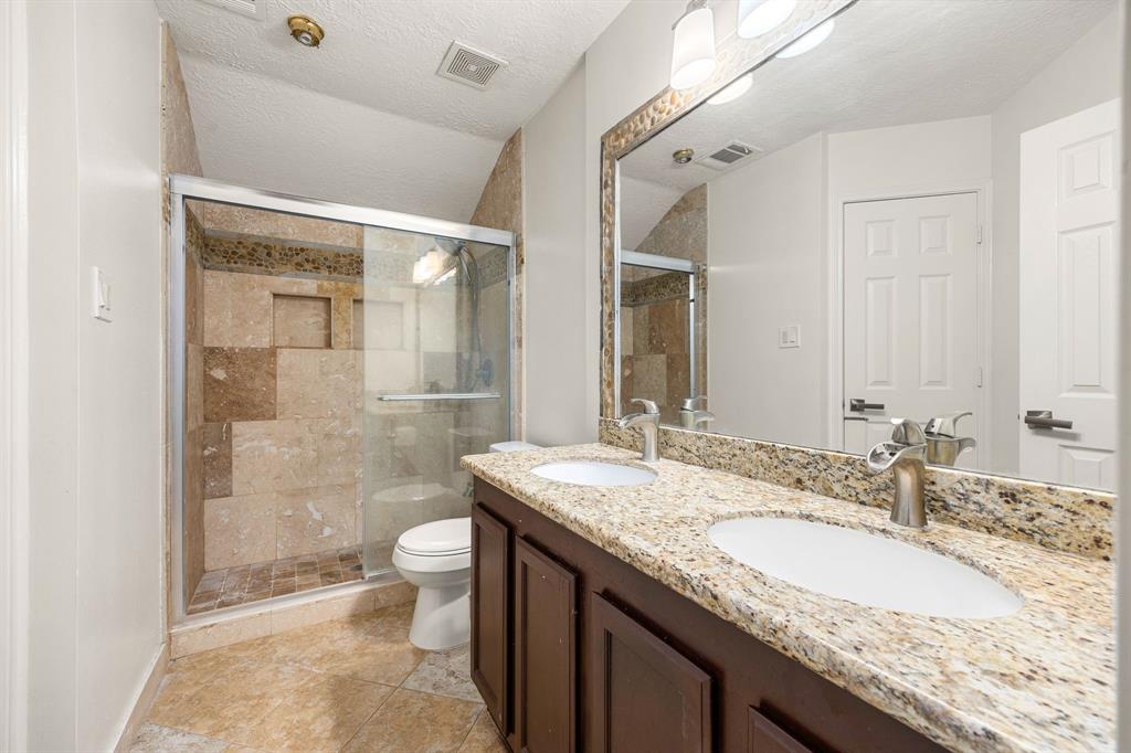 427 Crestwater Trl, Houston, TX 77082 - HAR.com
