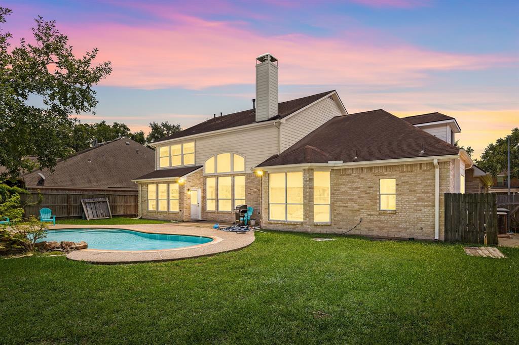 427 Crestwater Trl, Houston, TX 77082 - HAR.com